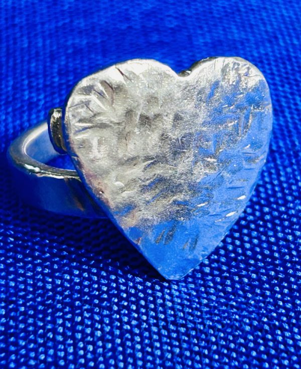Pure Heart Ring – Luna Moon Silver